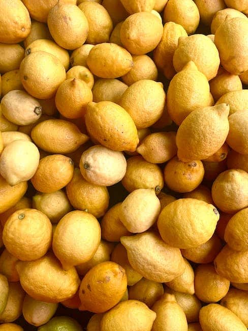 Lima (Citrus aurantiifolia) - Plantas del Mundo